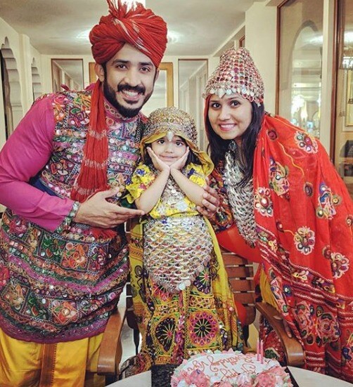 Anchor Ravi: బుల్లితెర యాంకర్ రవి క్యూట్ ఫ్యామిలీ ఫోటోస్.. – News18 తెలుగు