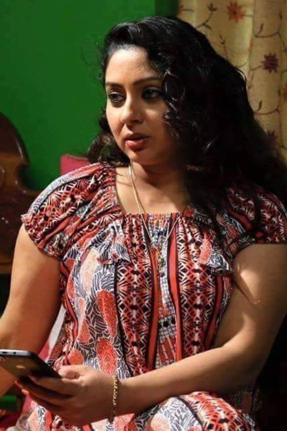 Sreeya Remesh: కవ్వించే కళ్లతో గుబులు రేపుతున్న టీవీ సీరియల్ ఆంటీని ...