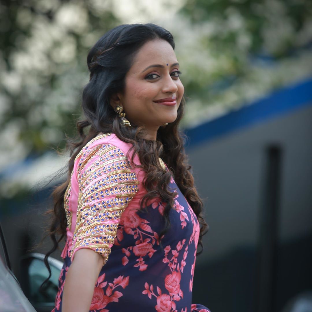 HBDSuma : ఇంత వరకు మీరు చూడని యాంకర్ సుమ పిక్స్.. Anchor suma ...