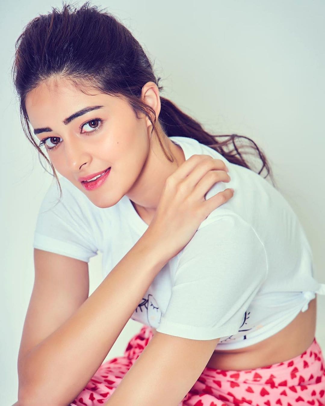 అనన్య పాండే లేటెస్ట్ హాట్ ఫోటో షూట్.. అదిరిపోయిందిగా.. – News18 తెలుగు