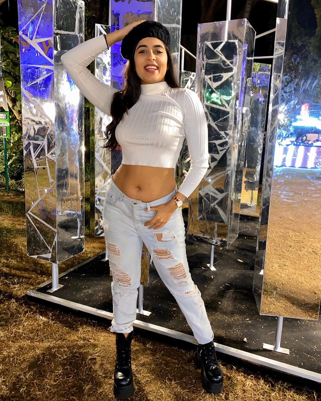 Nikita Sharma : మోడల్ నిఖిత శర్మ హాట్ ఫోటోస్.. – News18 తెలుగు