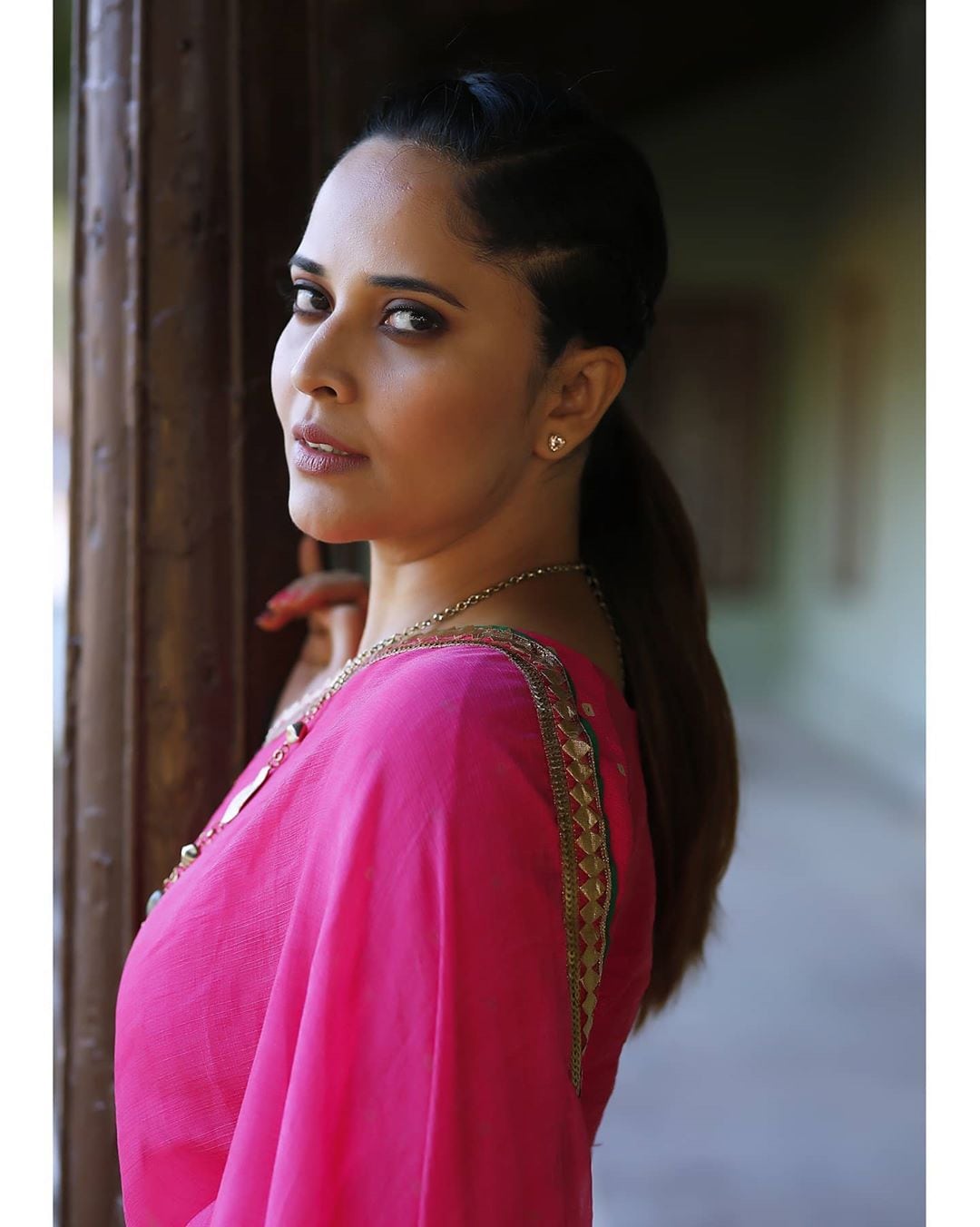 అందంగా ఉండి పనికిరాకపోవడం కంటే ఇలా ఉండటం మేలు : అనసూయ – News18 తెలుగు