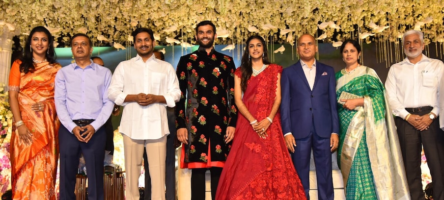 అయోధ్య రామిరెడ్డి కుమారుడి పెళ్లి వేడుకలో సీఎం జగన్... | AP CM YS ...