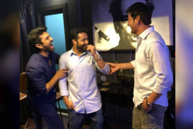 Jr NTR rare photos: జూనియర్ ఎన్టీఆర్ రేర్ ఫోటోస్.. – News18 తెలుగు