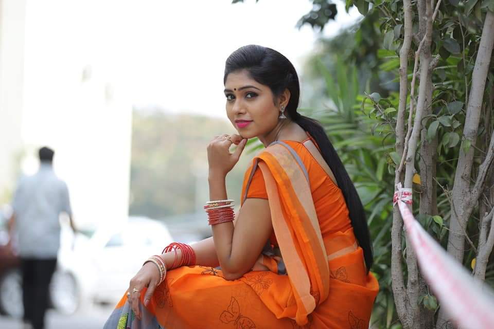 Chammak Chandra Sathya Sree: చమ్మక్ చంద్ర టీమ్ మేట్ సత్య శ్రీ ఫోటోషూట్ ...