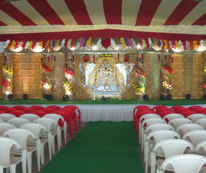 ఖమ్మంలో కోవిడ్ వ్యాప్తి కేంద్రాలుగా ఫంక్షన్ హాల్స్..ప్రజాప్రతినిధుల ...