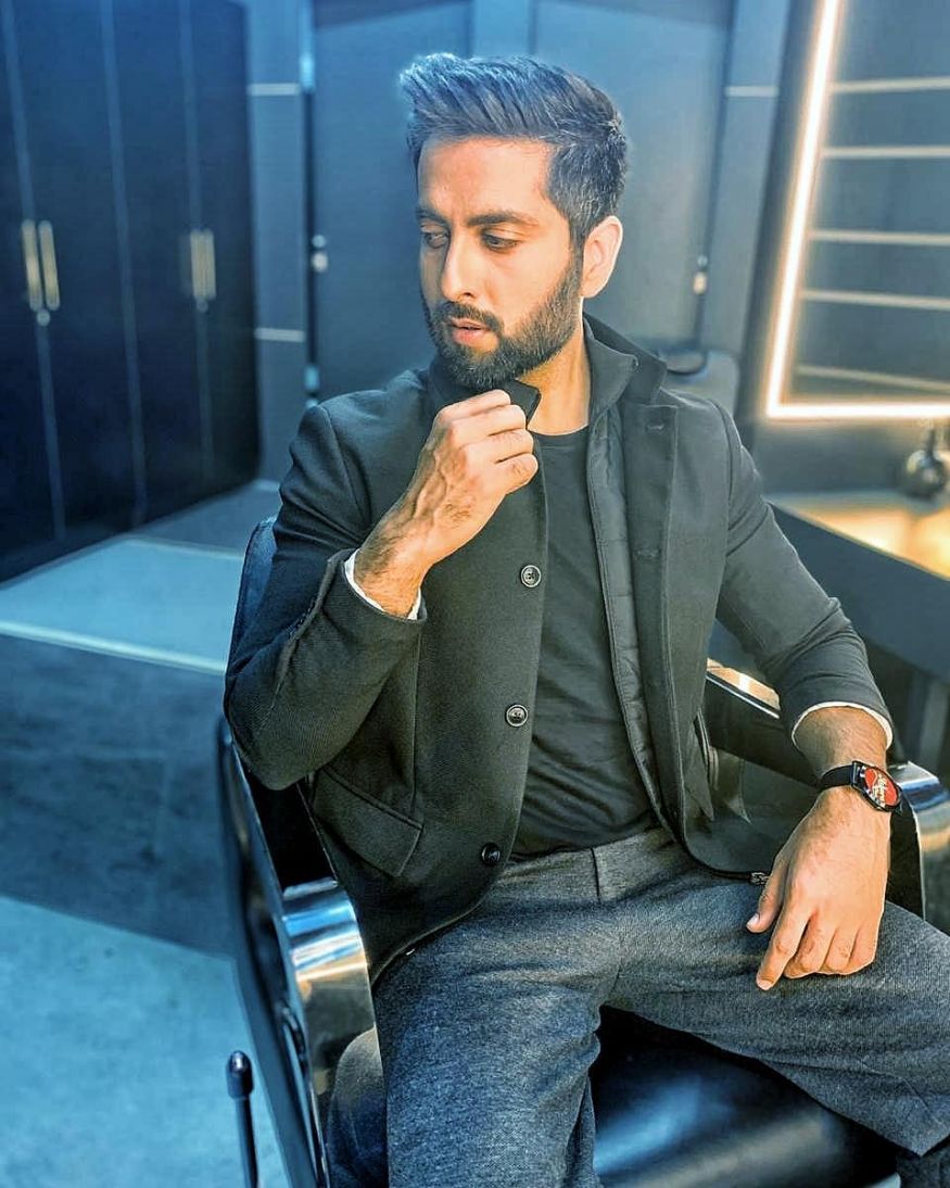 News18 Telugu - IPL 2020 Anchors:ఫ్యాన్స్‌ మతిపోగోడుతున్న ఐపీఎల్ ...