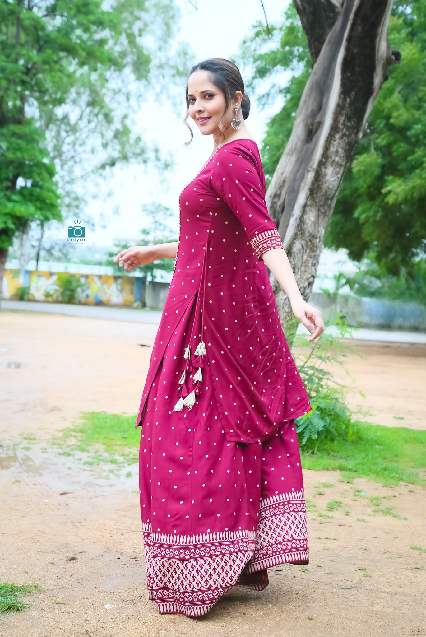 Anchor Anasuya : కాటుక కళ్లతో మాయ చేస్తోన్న అనసూయ.. అదిరిన పిక్స్ ...