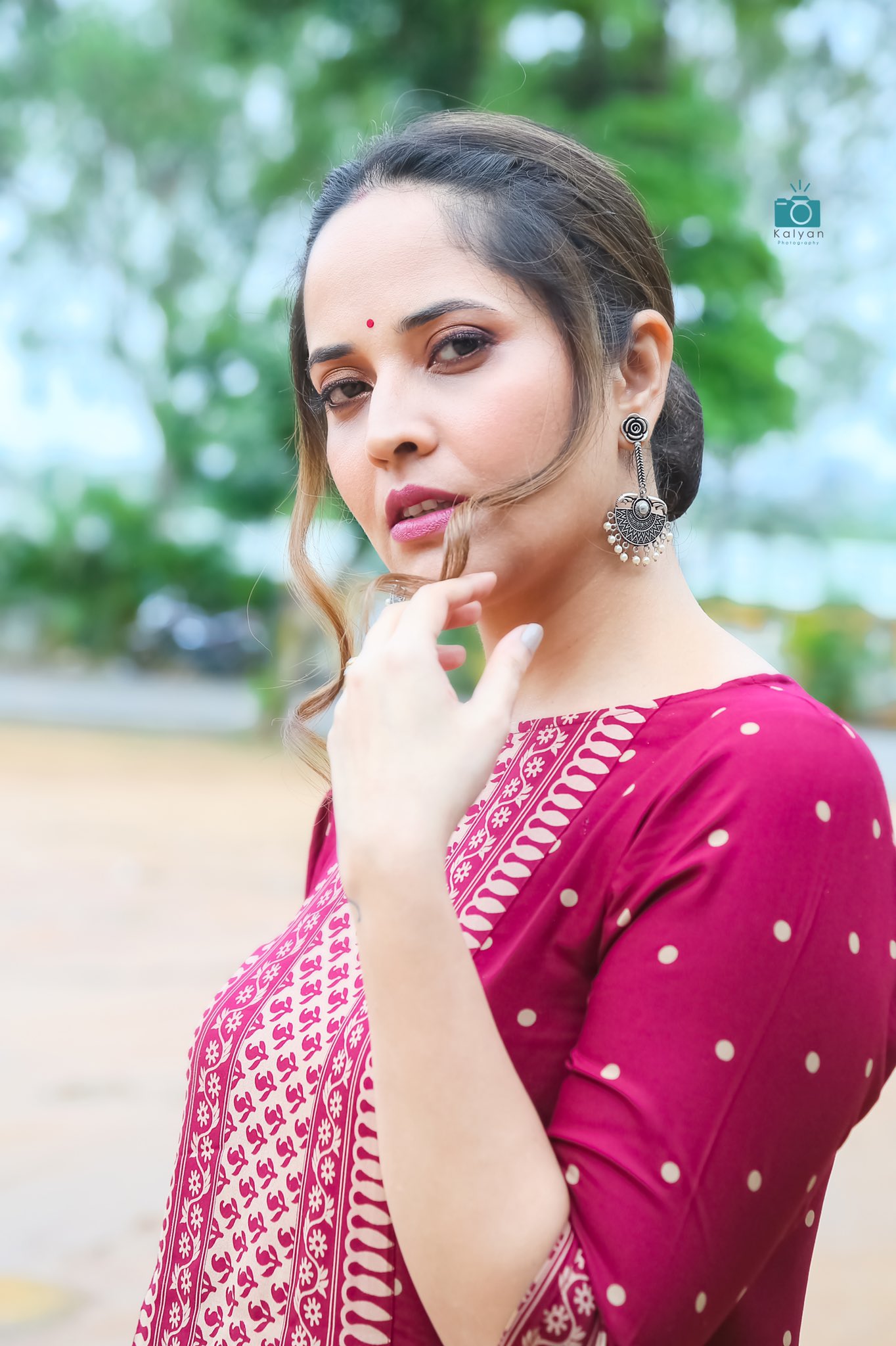 Anchor Anasuya : కాటుక కళ్లతో మాయ చేస్తోన్న అనసూయ.. అదిరిన పిక్స్ ...