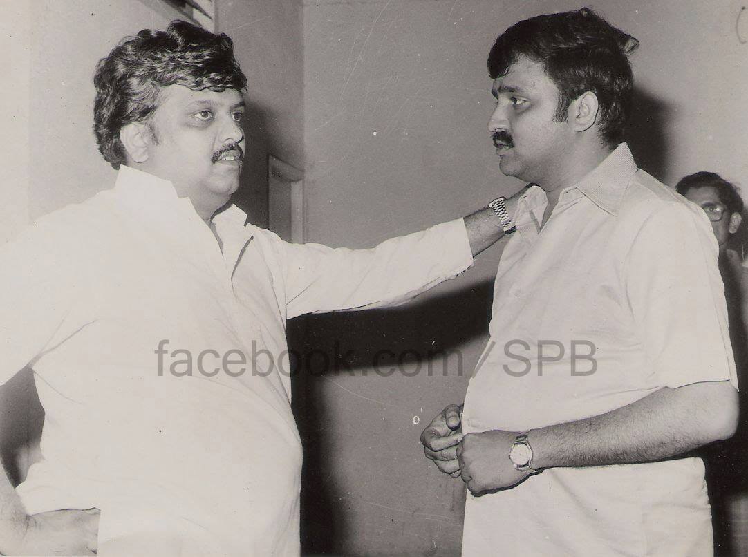 లెజండరీ గాయకుడు ఎస్పీ బాలసుబ్రహ్మణ్యం అరుదైన చిత్ర మాలిక.. – News18 తెలుగు