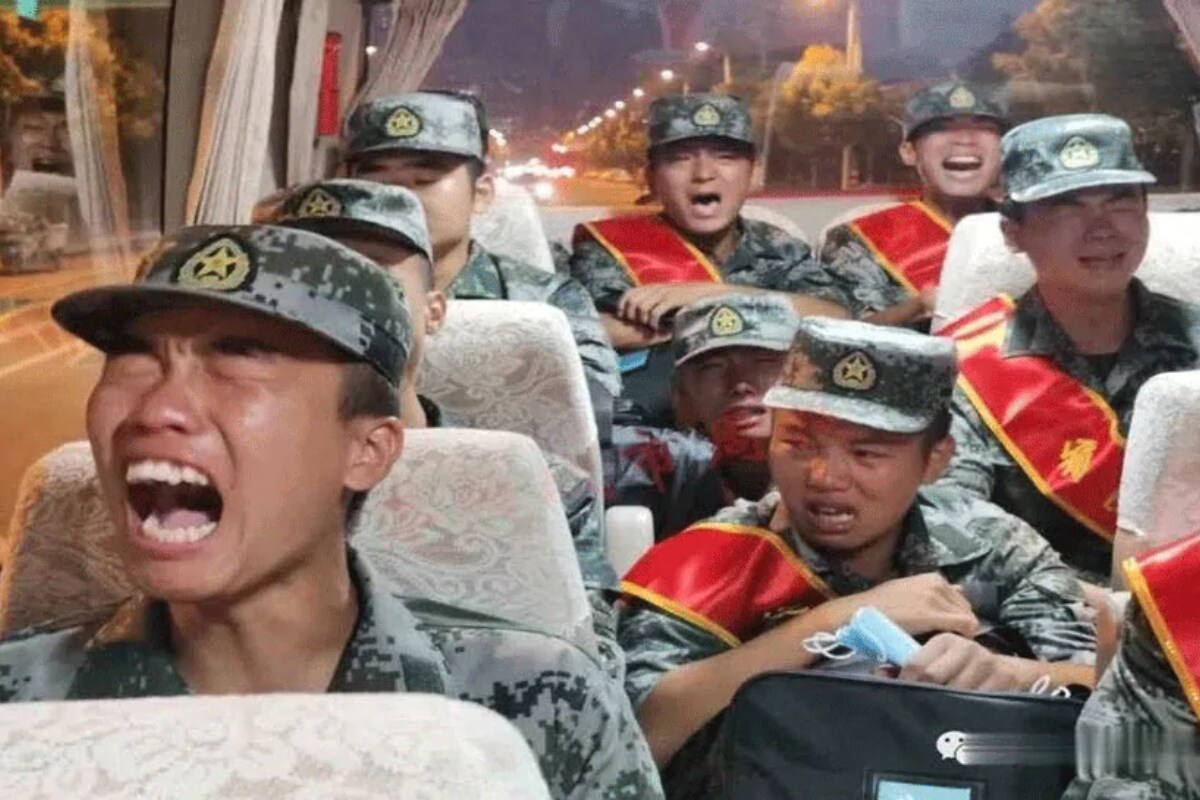 News18 Telugu - ఇండియన్ ఆర్మీకు భయపడి ఏడుస్తున్న చైనా సైనికులు.. వైరల్ ...