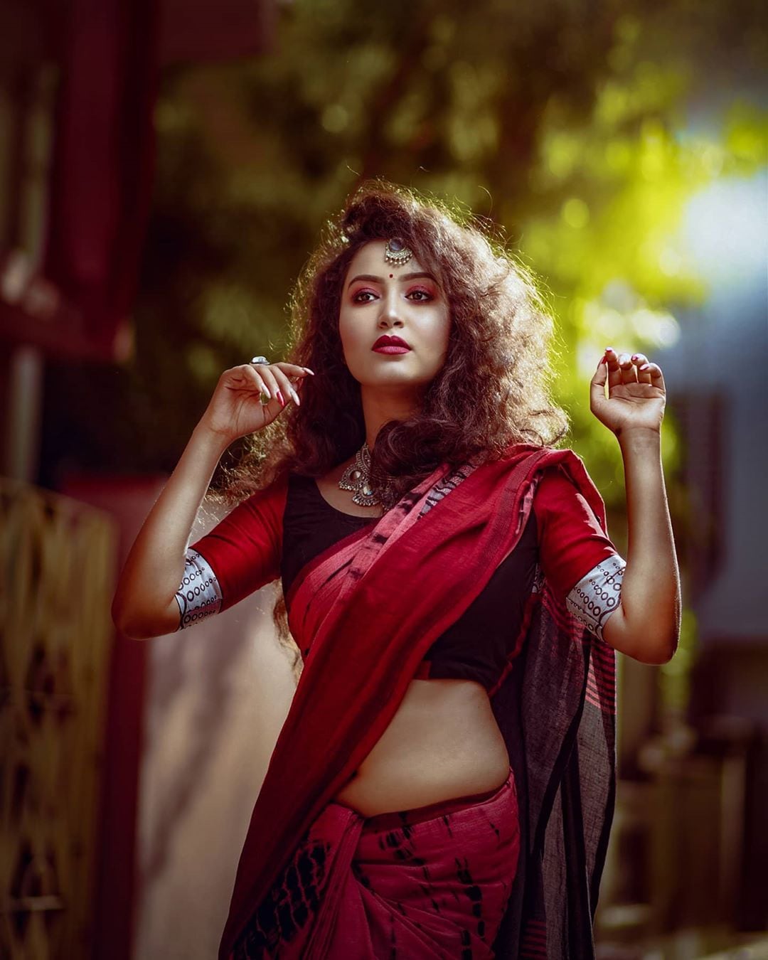 Sayani Pradhan: చీరకట్టుతో చంపేసే బెంగాలీ రసగుల్ల సయానీ – News18 తెలుగు