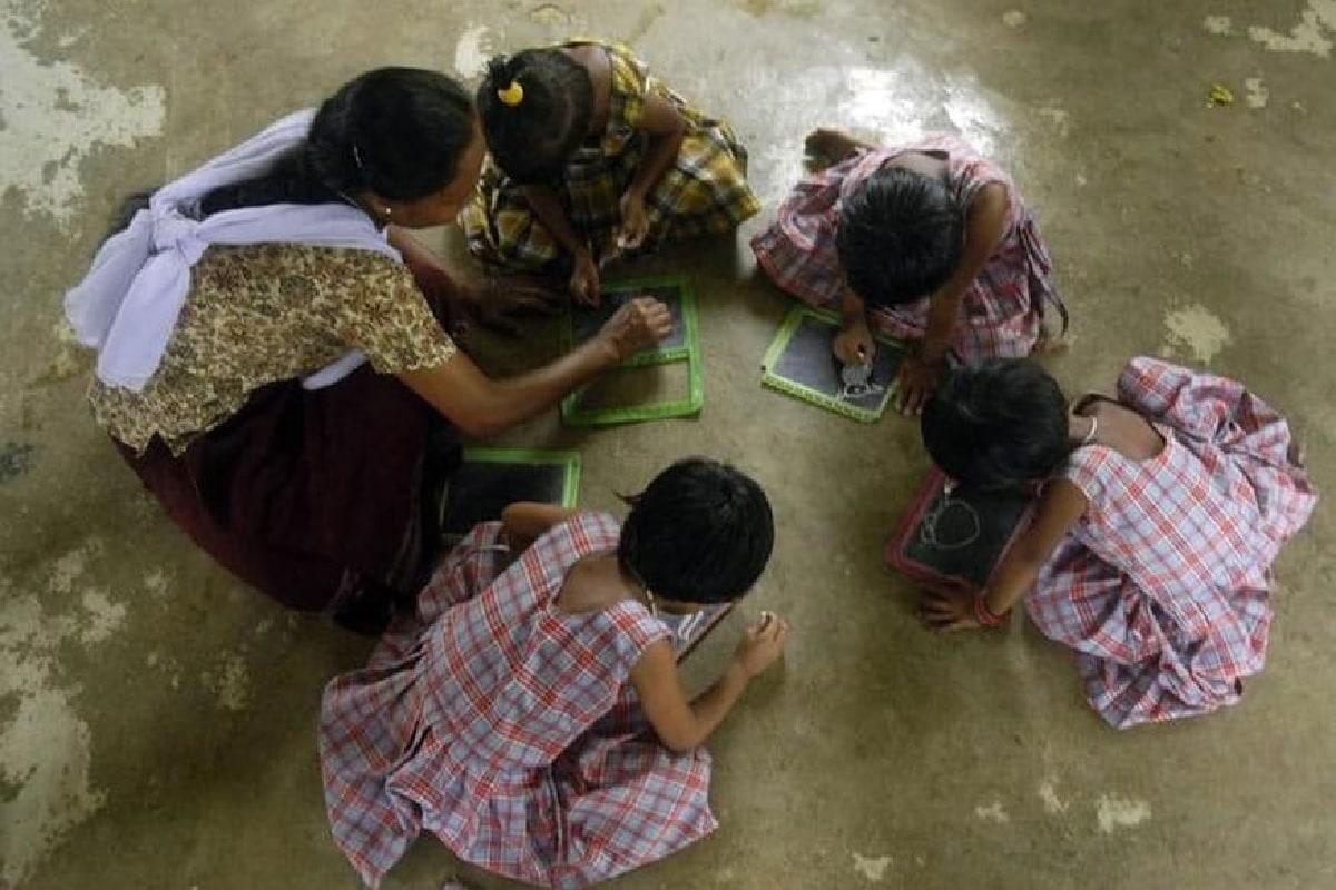 Anganwadi Jobs: ఆంధ్రప్రదేశ్‌లో 5,905 అంగన్వాడీ ఉద్యోగాలు... టెన్త్ ...