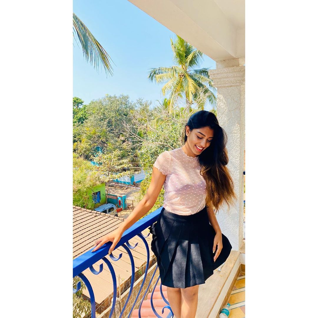 Supritha Naidu : సోషల్ మీడియాలో దుమ్ములేపుతున్న సురేఖావాణి కూతురు ...