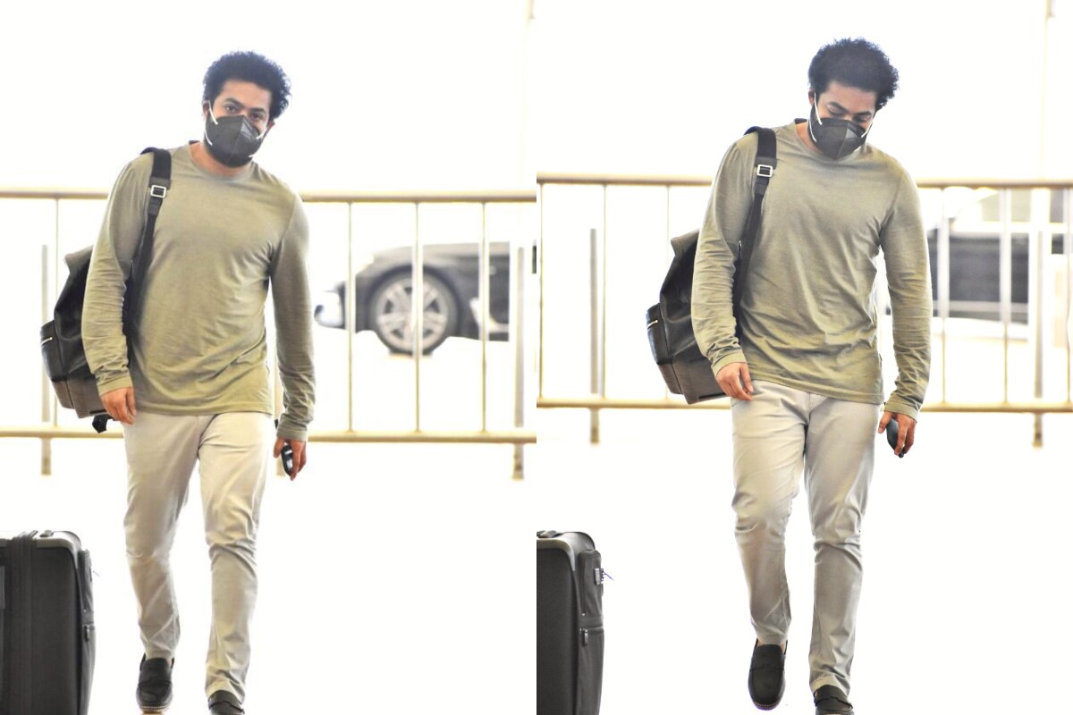 NTR Jr | హైదారబాద్ ఎయిర్ పోర్ట్‌లో మరోసారి దర్శనమిచ్చిన ఎన్టీఆర్.. – News18 తెలుగు