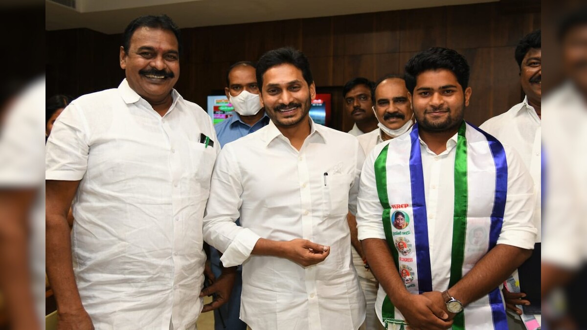 MLA Rapaka Varaprasad: సీఎం జగన్ సమక్షంలో వైసీపీలో చేరిన జనసేన ...