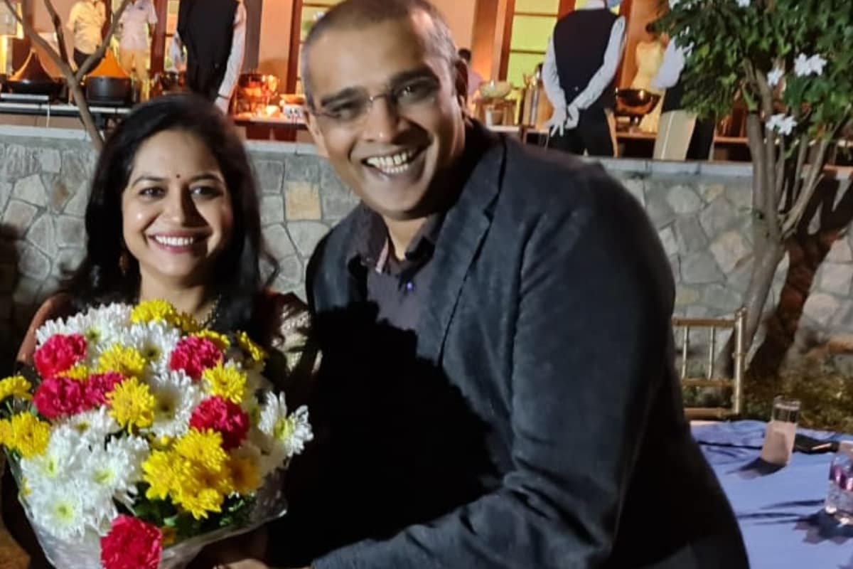 Singer Sunitha: పెళ్లైన త‌రువాత తొలిసారి భ‌ర్త‌తో ఫొటో షేర్ చేసిన సింగ ...