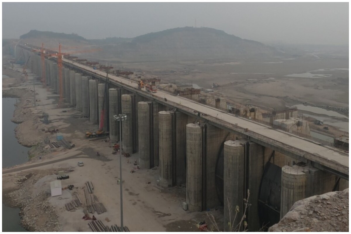 Polavaram Project: పోలవరంలో మరో కీలకఘట్టం... రికార్డుస్థాయిలో పనులు ...