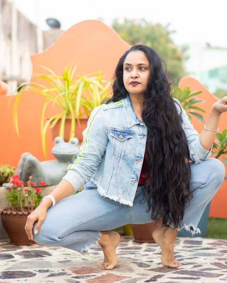 నటి ప్రగతిని ఇలా ఎప్పుడైనా చూశారా.. వైరల్ అవుతోన్న ఓల్డ్ పిక్స్ ...