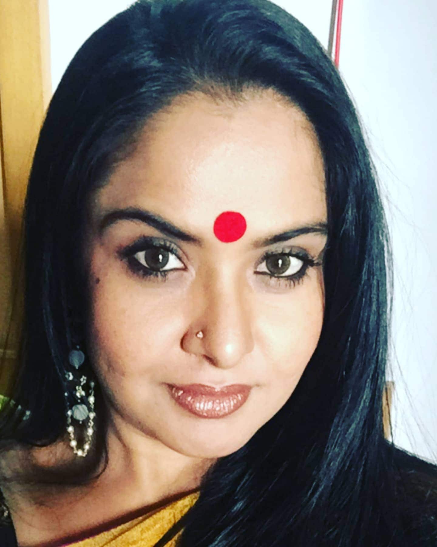 నటి ప్రగతిని ఇలా ఎప్పుడైనా చూశారా.. వైరల్ అవుతోన్న ఓల్డ్ పిక్స్ ...