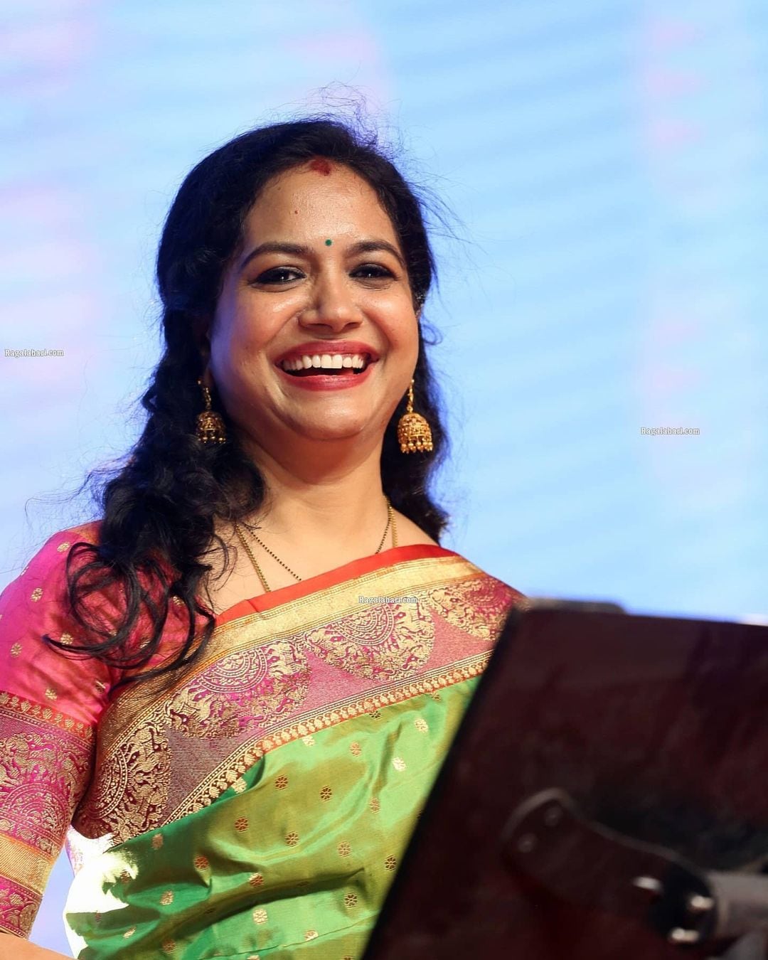 Singer Sunitha - Suma: సింగర్ సునీతతో యాంకర్ సుమ కనకాల.. వావ్ అంటున్న ...