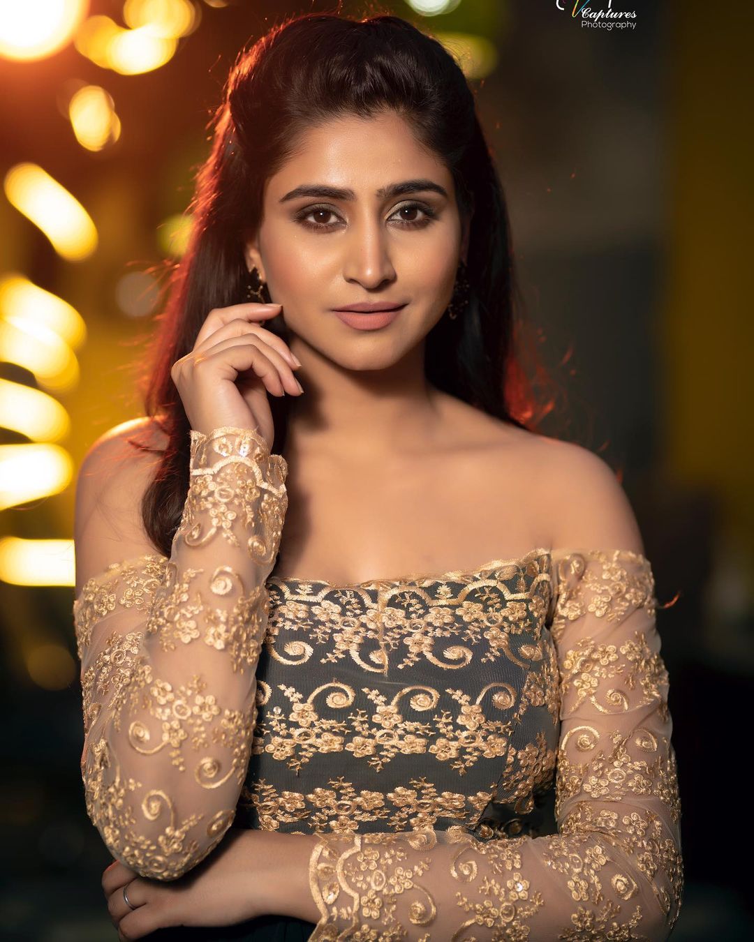 యాంకర్ వర్షిణి బ్యూటీఫుల్ పిక్స్.. అదిరిన లేటెస్ట్ ఫోటోషూట్... – News18 తెలుగు