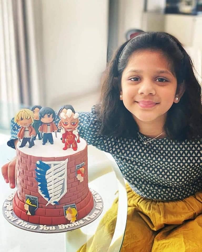 Allu Arjun: అల్లు ఫ్యామిలీలో బర్త్ డే సెలబ్రేషన్స్.. ఫొటోల్లో కనిపించని ...