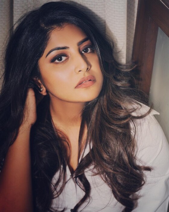 Happy Birthday Manjima Mohan : నాగ చైతన్య భామ మంజిమా మోహన్ బ్యూటీఫుల్ ...