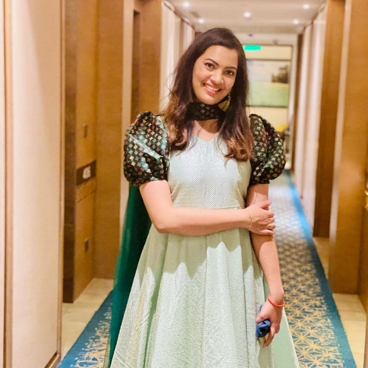 Singer Geetha Madhuri: అదిరిపోయే డ్రెస్‌లో సింగర్ గీతా మాధురి లేటెస్ట్ ...