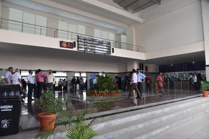 Ministry of Railways gives magnificent look to Guntakal Railway station ...