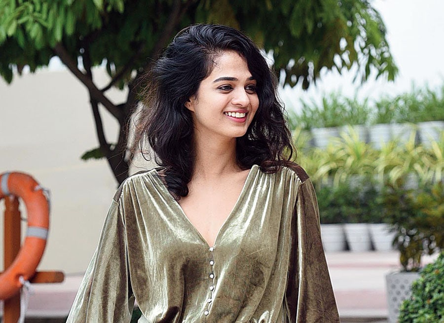 Tania Sachdev : బ్యూటీ విత్ బ్రెయిన్..హీరోయిన్లకు తీసిపోనీ అందం..తానియా ...