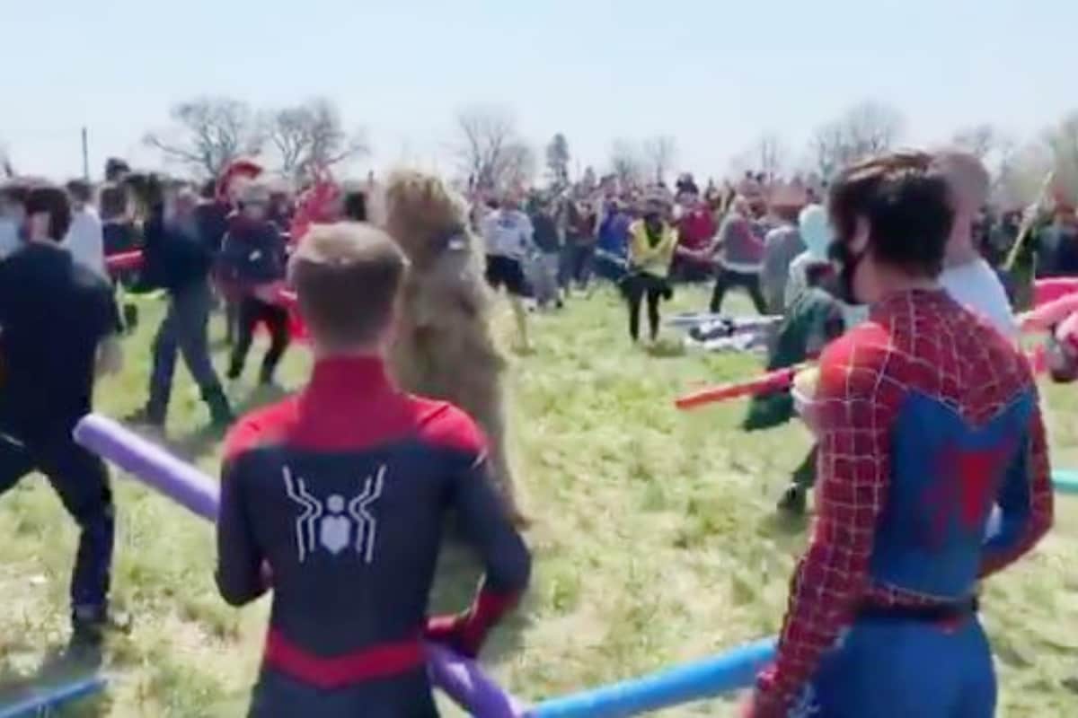 Josh Fight Viral video: యుద్ధమంటే ఇదీ... వందల మంది కొట్టుకున్నా ...