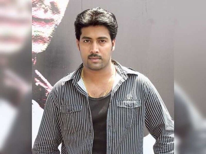 Anandam hero Akash: ‘ఆనందం’ హీరో ఆకాశ్ ఆస్తులు తెలుసా.. ఆ దేశంలో భారీగా ...