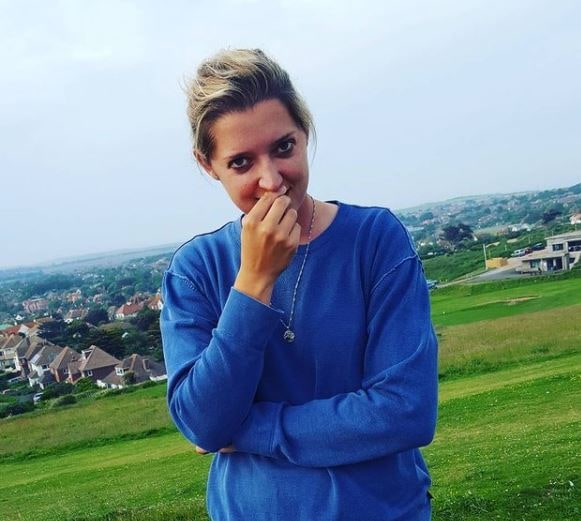 Sarah Taylor : మహిళా క్రికెటర్ సారా టైలర్ నగ్న ఫోటోషూట్.. వైరలవుతున్న ...