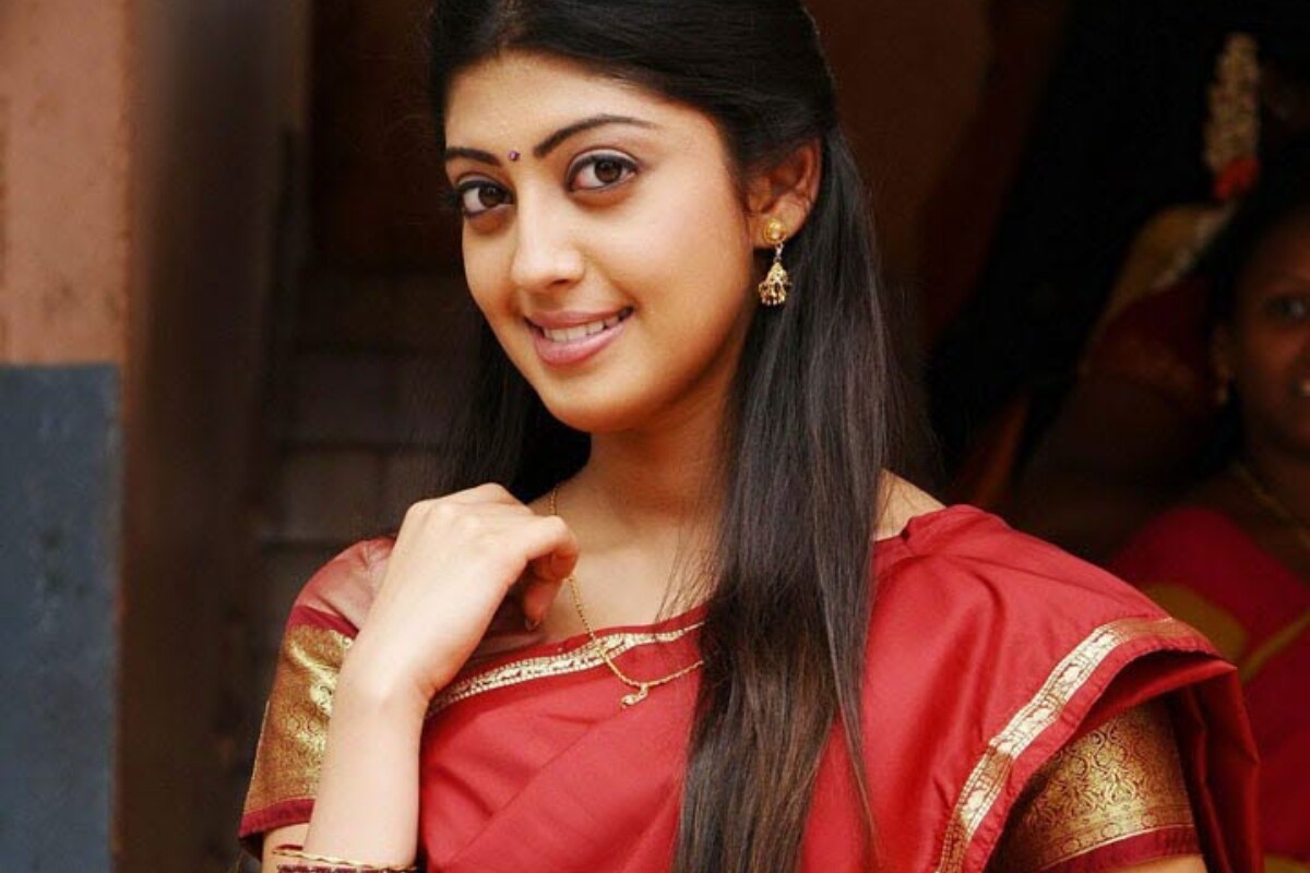 ఉచితంగా వ్యాక్సిన్ అందిస్తూ.. పేద ప్రజలకు అండగా నిలుస్తోన్న ప్రణీత ...