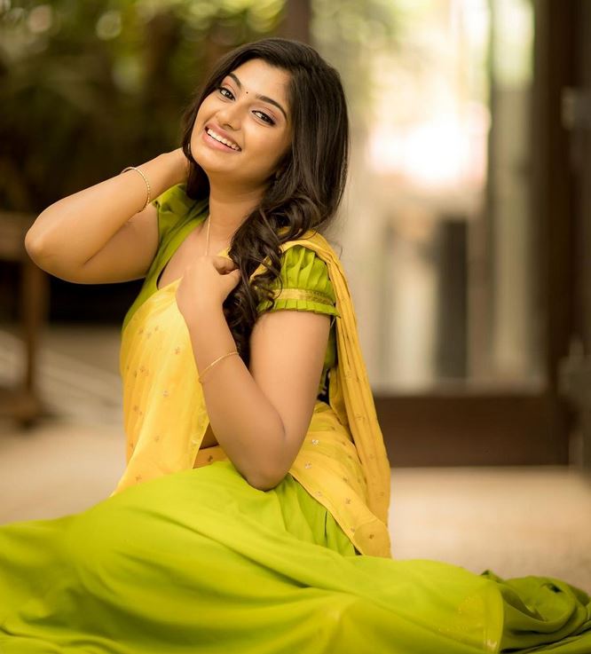 Archana: నటి అర్చనకు షాక్.. అభిమానుల వింత రిప్లై – News18 తెలుగు