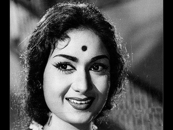 Savitri Death Anniversary: మహానటి సావిత్రి వర్ధంతి.. వెండితెర ...