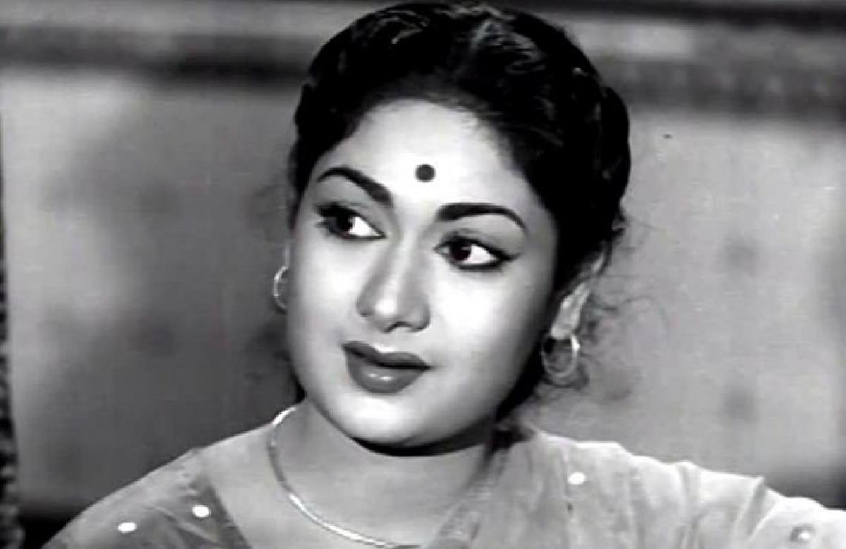 Savitri Death Anniversary: మహానటి సావిత్రి వర్ధంతి.. వెండితెర ...