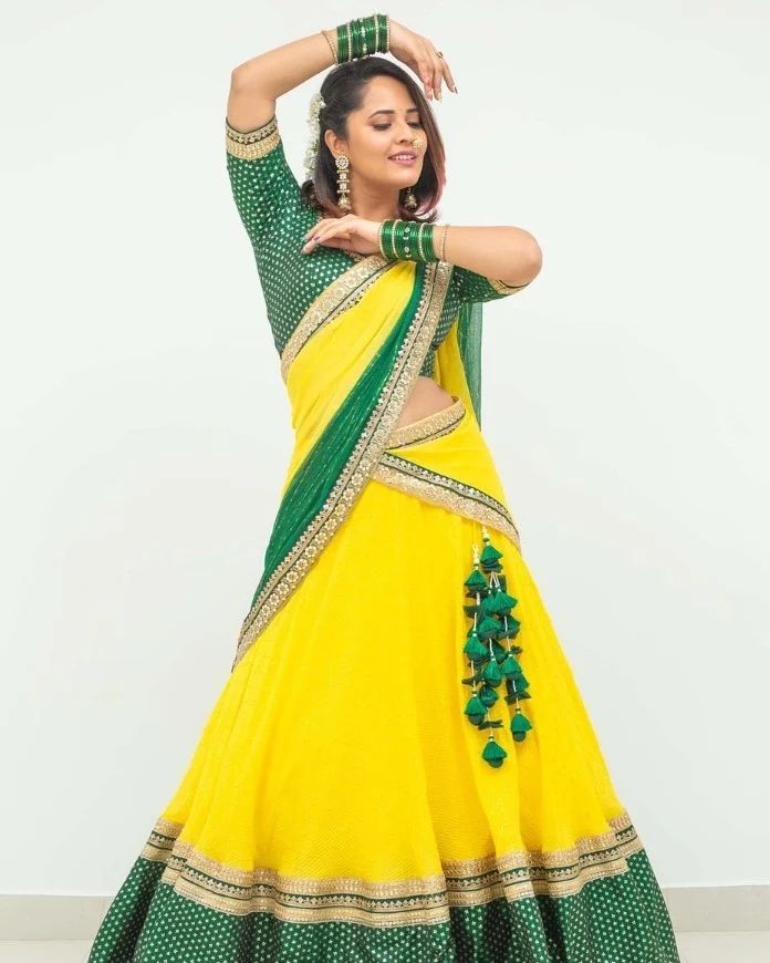 అనసూయ జిగేల్.. ఛమ్కి డ్రెస్‌లో మెరిసిపోతున్న అందాల యాంకర్.. – News18 తెలుగు