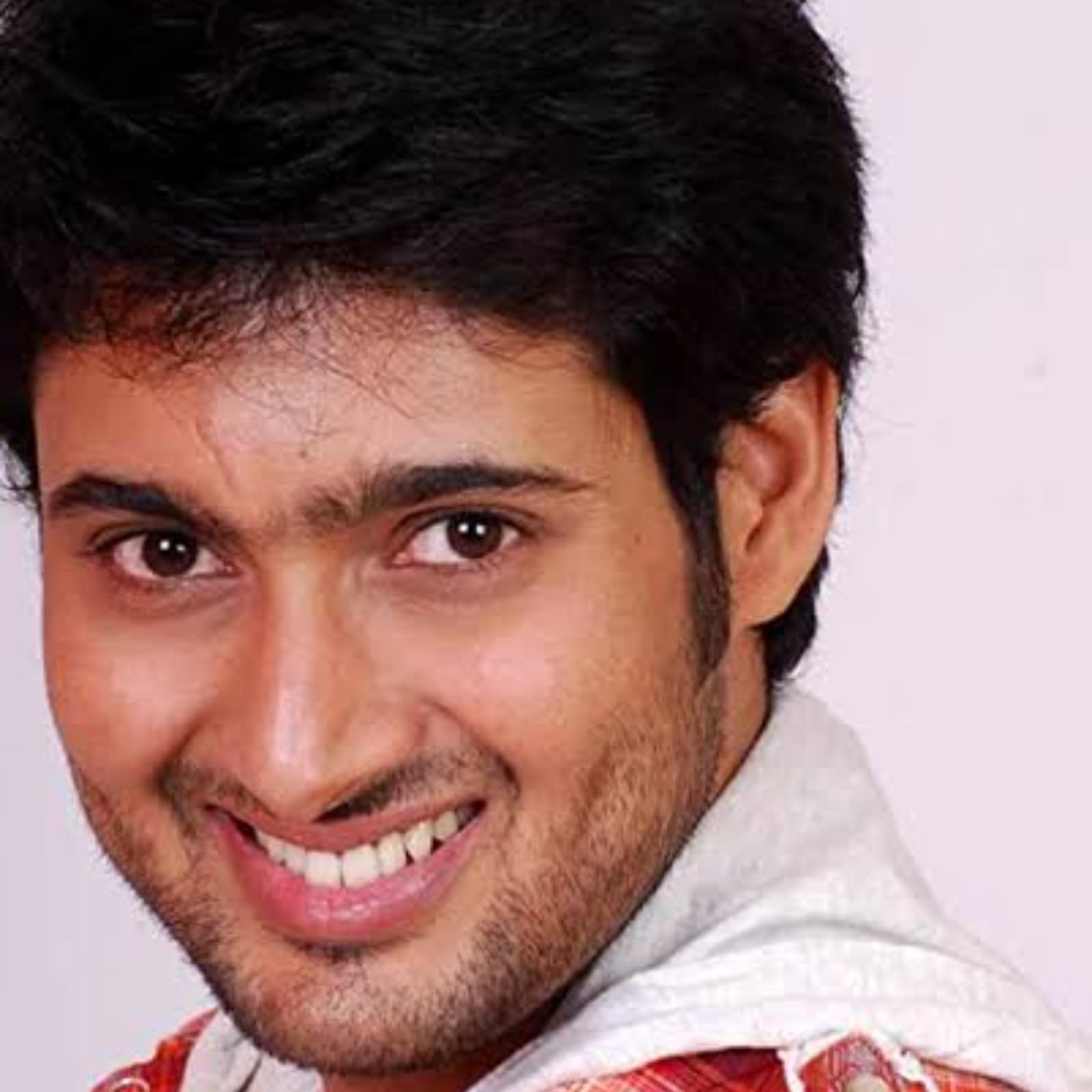 Uday Kiran death anniversary: ఉదయ్ కిరణ్ 8వ వర్ధంతి.. టాలీవుడ్ ఎవర్ గ్రీన్ లవర్ బాయ్‌కు నివాళి ...