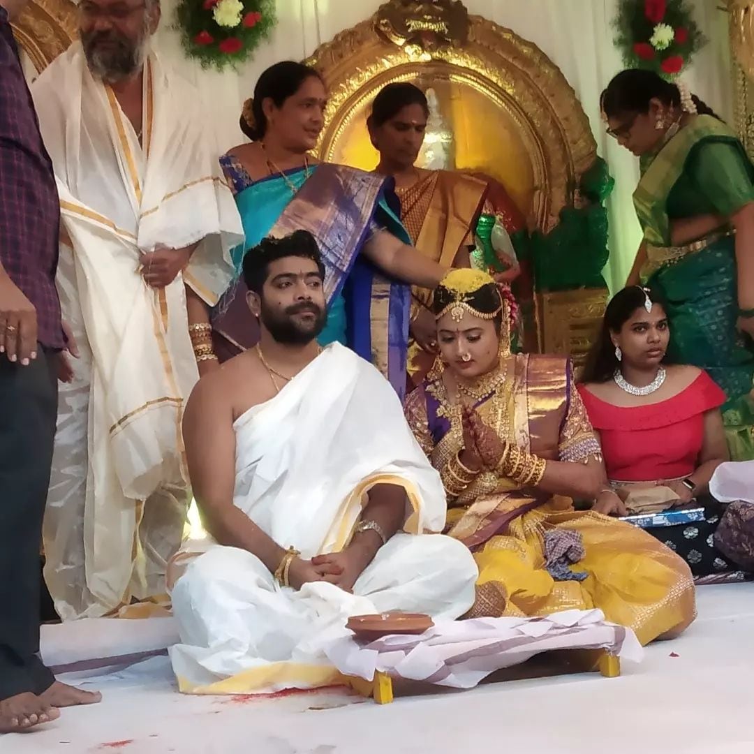 Singer Revanth marriage photos: ఇంటివాడైన సింగర్ రేవంత్.. వైరల్ ...