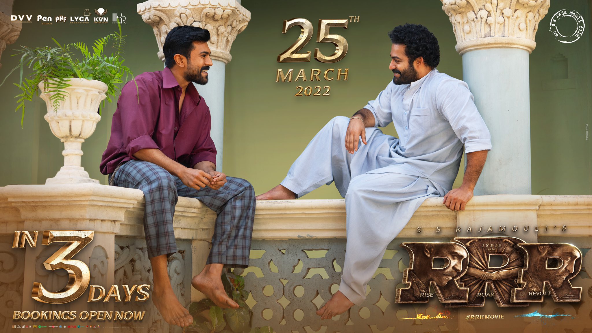 RRR First Review : ఆర్ ఆర్ ఆర్ ఫస్ట్ రివ్యూ వచ్చింది.. చరిత్రలో ...