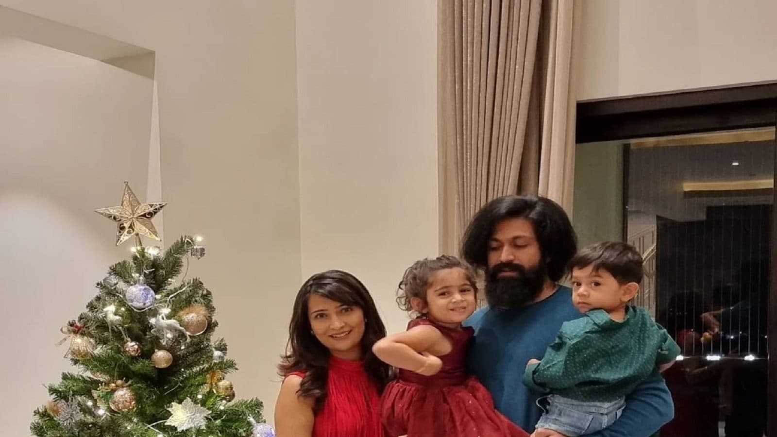 Rocking Star Yash: రాఖీ భాయ్ ఇప్పుడు ఎక్కడ ఉన్నాడో తెలుసా? ఫోటోలు వైరల్