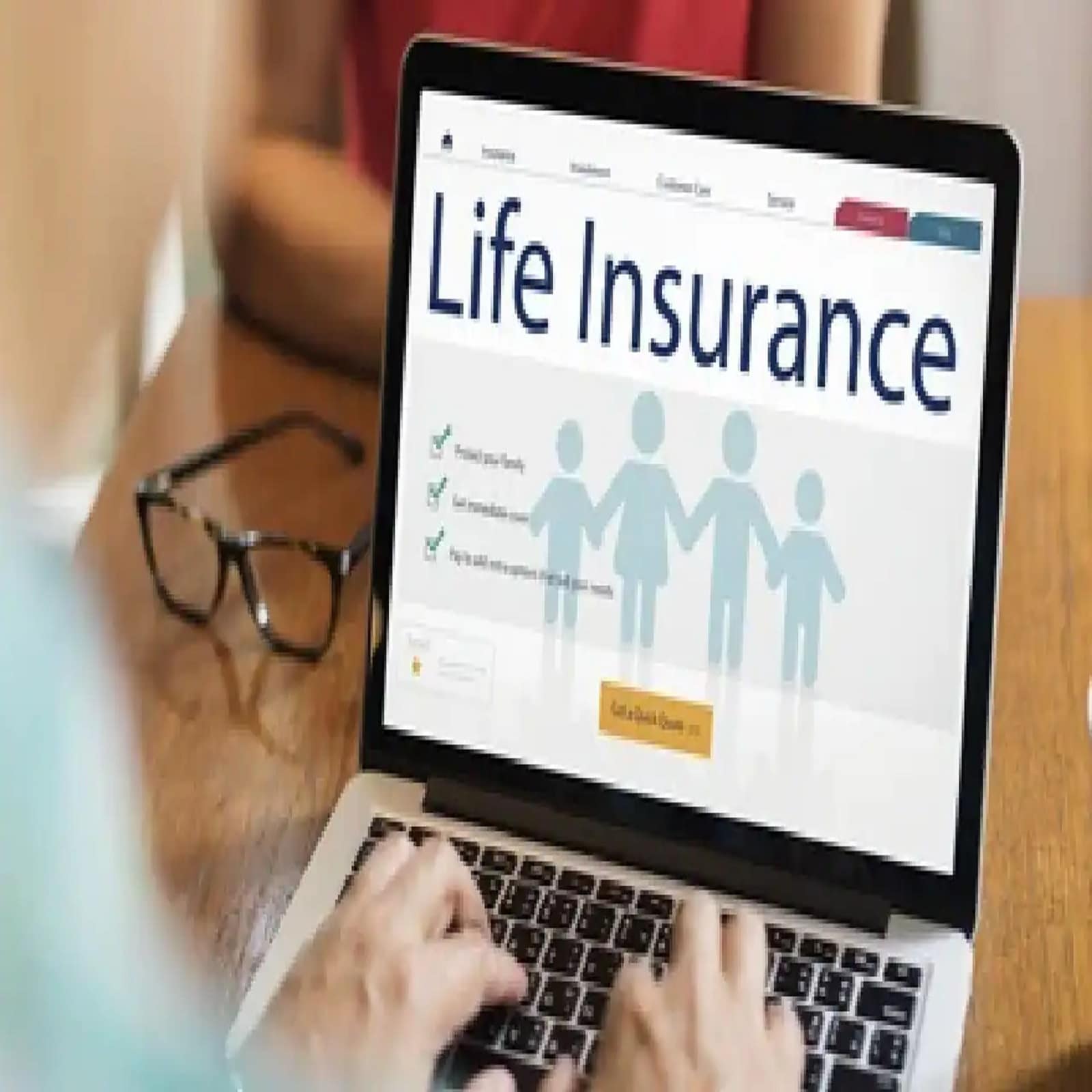 Insurance: లైఫ్ ఇన్సూరెన్స్ తీసుకొంటున్నారా.. అయితే ఈ విష‌యాలు ...