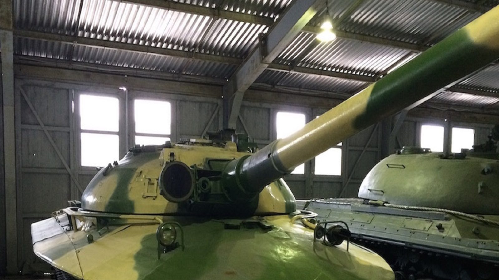 Russia Monster Tank: సోవియట్ కాలం నాటి ట్యాంకులను పునరుద్ధరించిన రష్యా ...