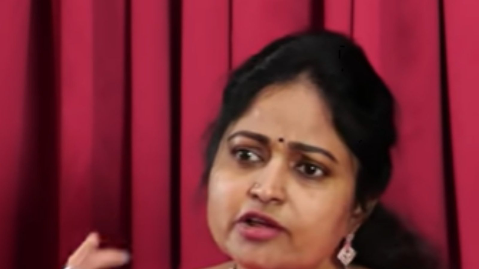 Divya Vani Emotional Comments On Telugu Desham Party | ఓపెన్‌గా ...