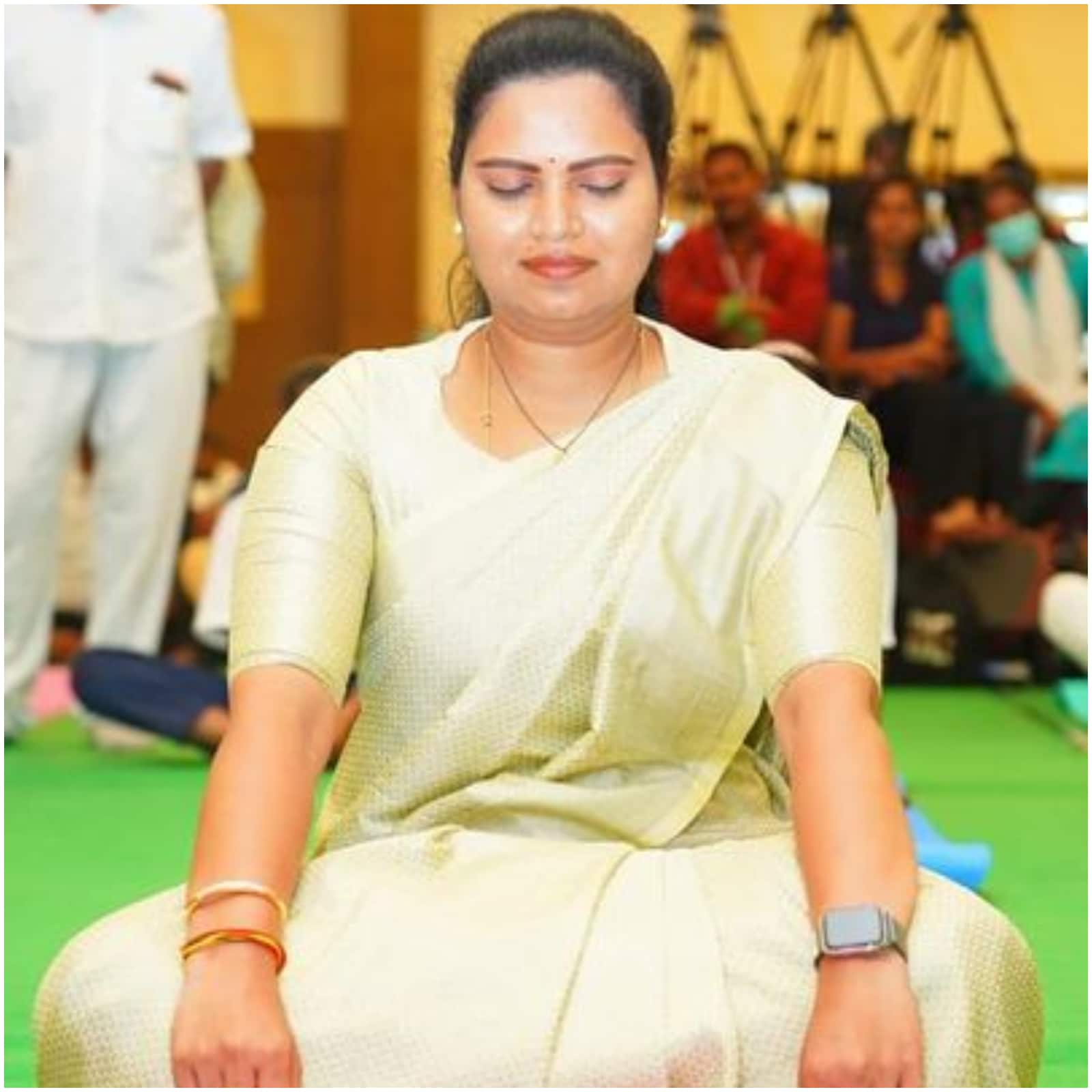 Minister Vidadala Rajini: యోగా డేలో స్పెషల్ ఎట్రాక్షన్ గా విడదల రజినీ ...