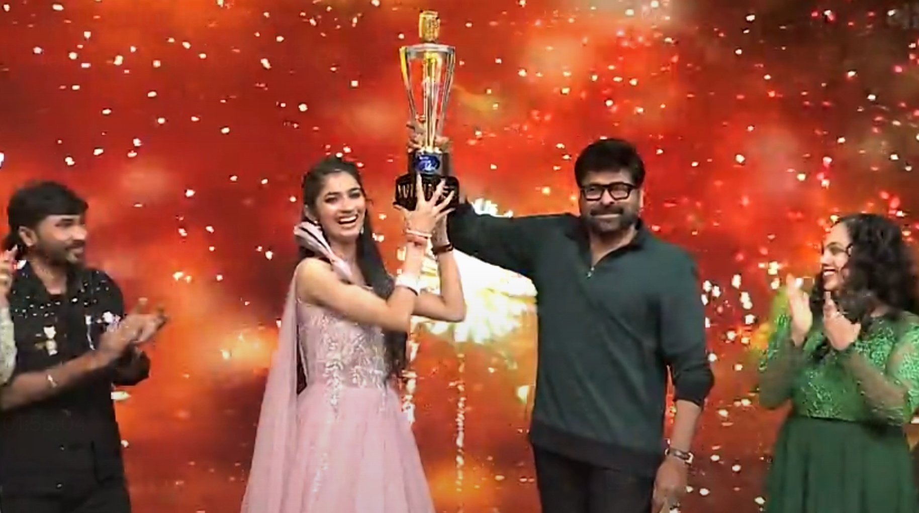 BVK Vagdevi receives Telugu Indian Idol trophy from chiranjeevi ...