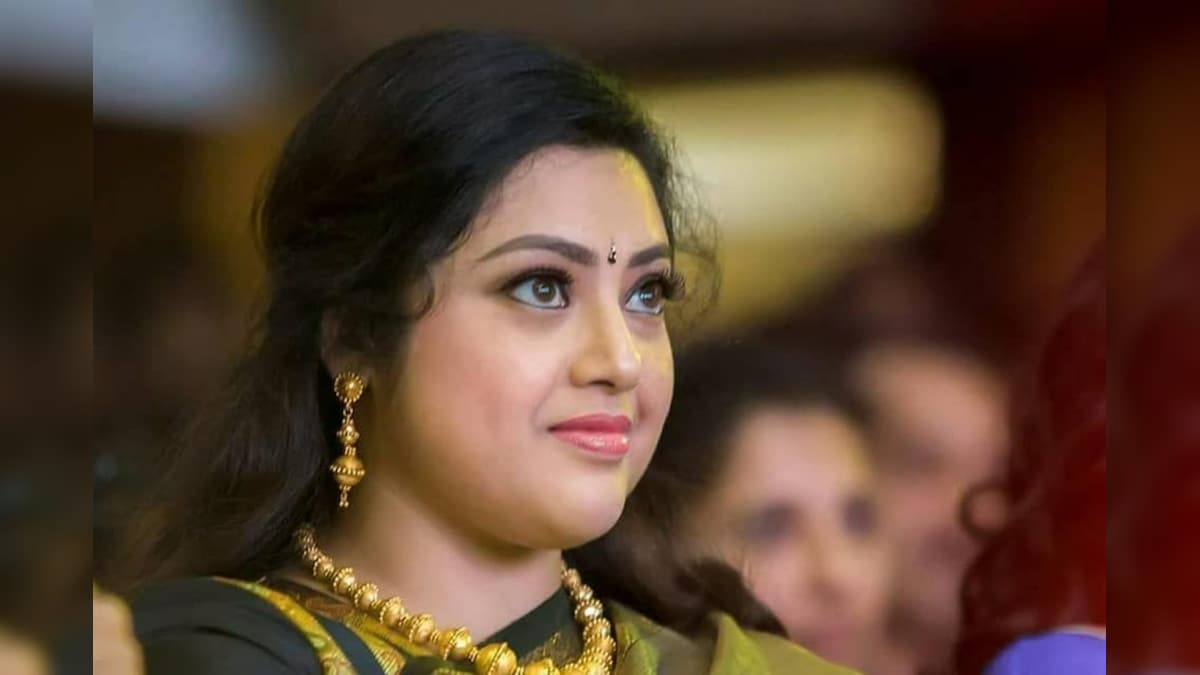 Meena: రెండో పెళ్లికి సిద్ధమైన మీనా... అతను ఎవరంటే.. ! | సినిమా ...
