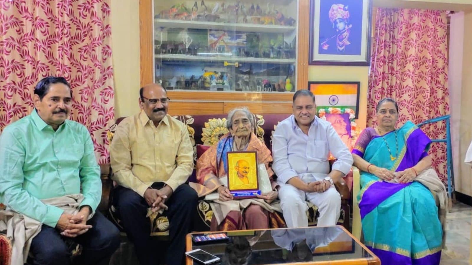 Pingali Seethamahalakshmi Daughter of Pingali Venkaiah is no more ...